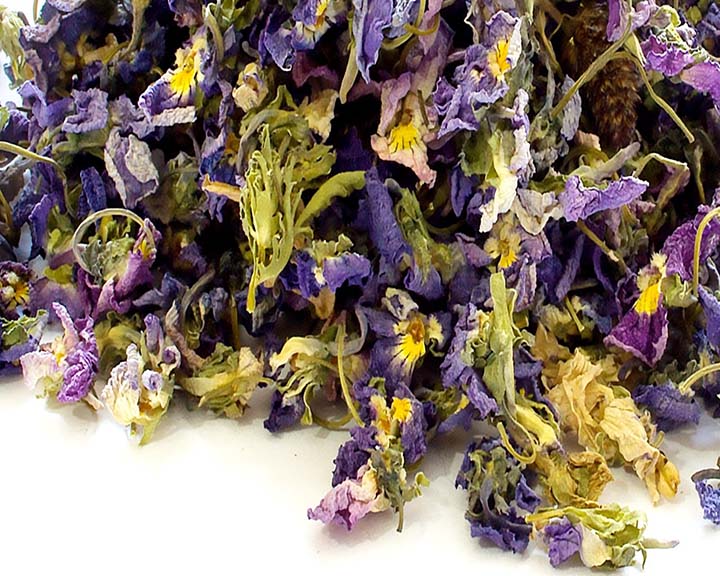 Dried Sweet Violets - Craft, Candles, Soap, Confetti – GreenHeart Store